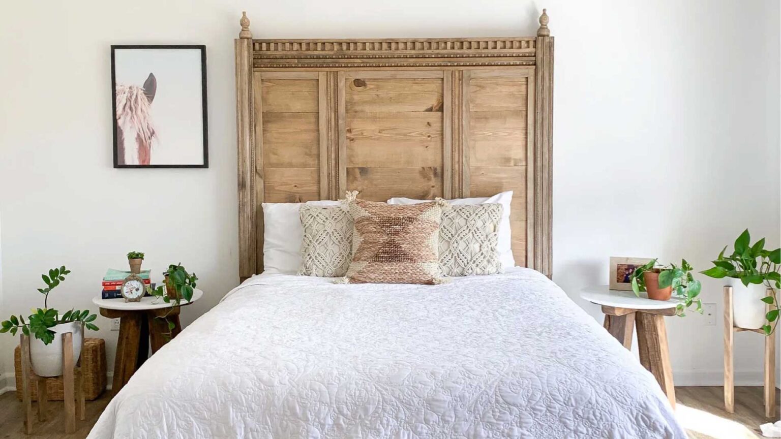 Feng Shui Bedroom Ideas & Decorating Guide - Lazy Loft